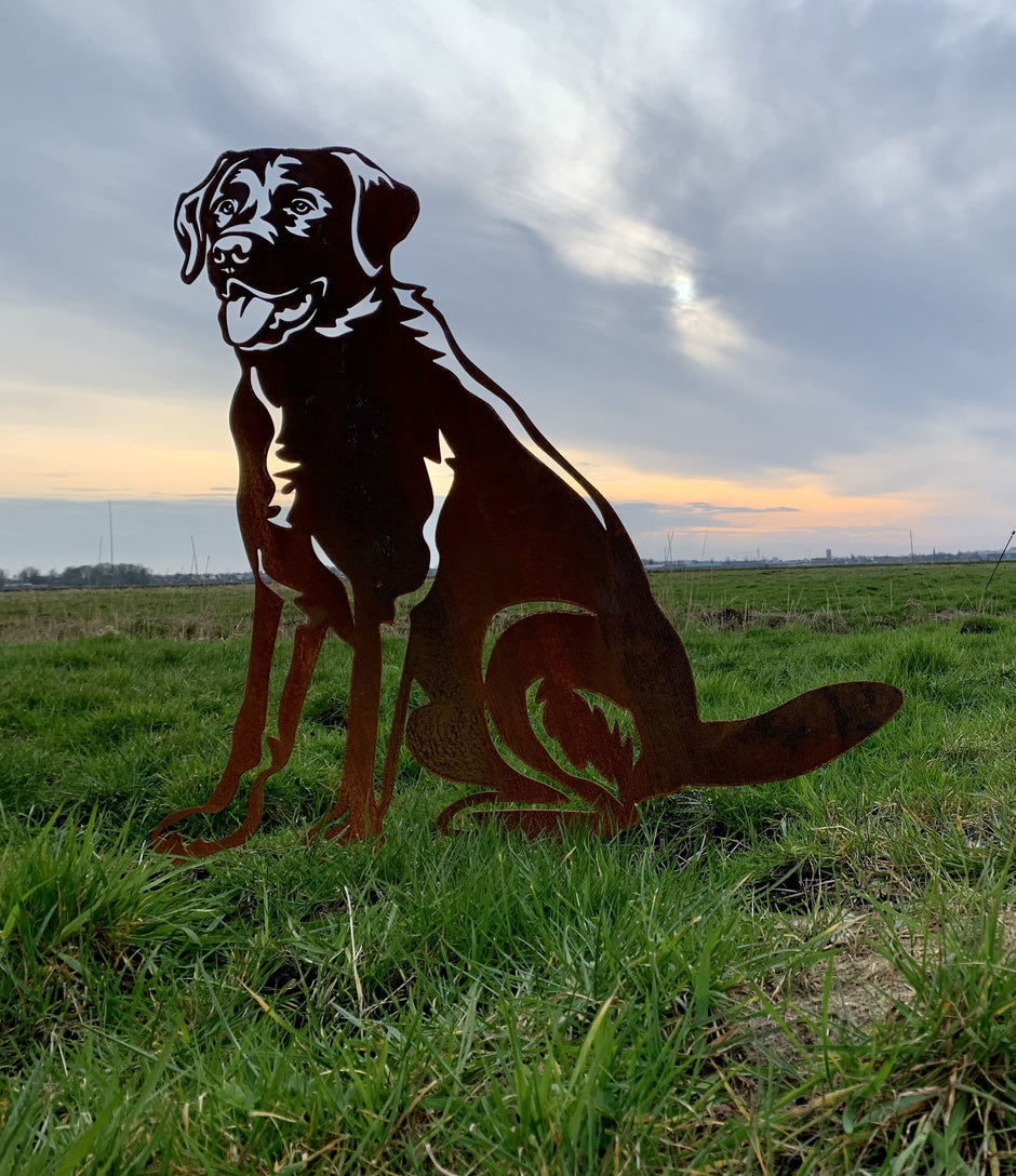 Metalen hond voor in de tuin | Metaalversiering.nl | Cortenstaal ...